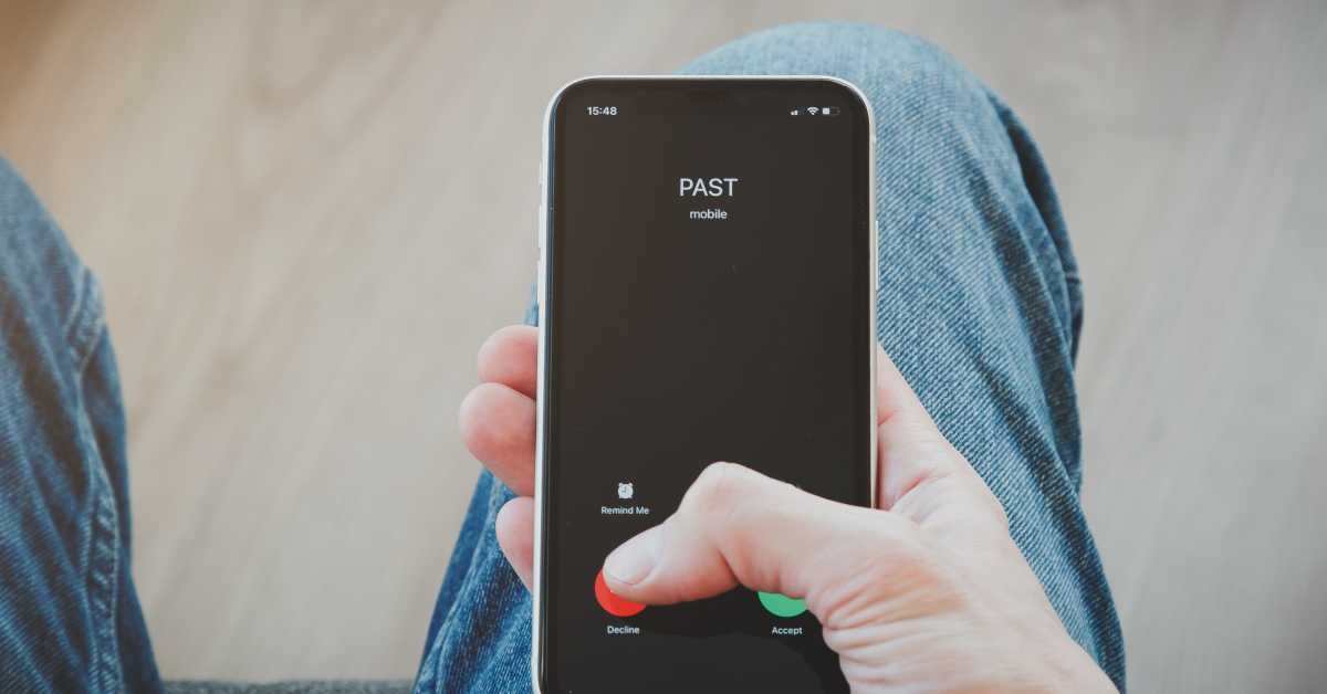 Here's the Best Way To Know Who Is Calling Your iPhone - TurboFuture
