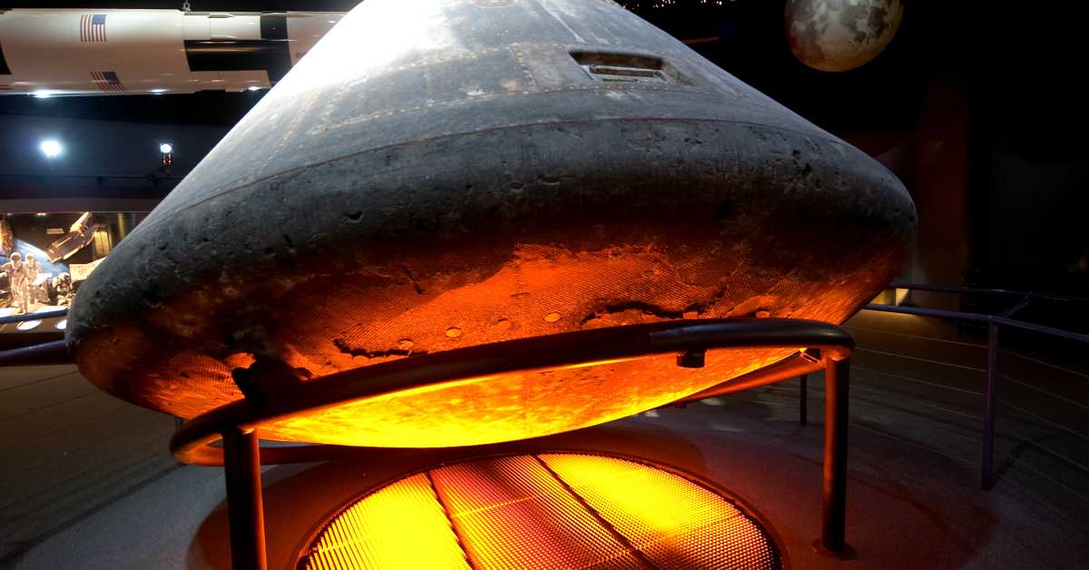 Video Shows What Astronauts Experience Re-Entering the Earth's ...