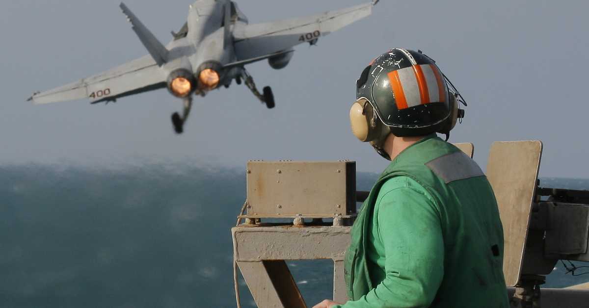 Watch F-18 Fighter Jet Take Off From Aircraft Carrier and More From ...