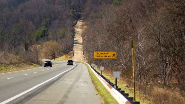 Video of Runaway Truck Zooming Down Mountain Highway With No Brakes ...