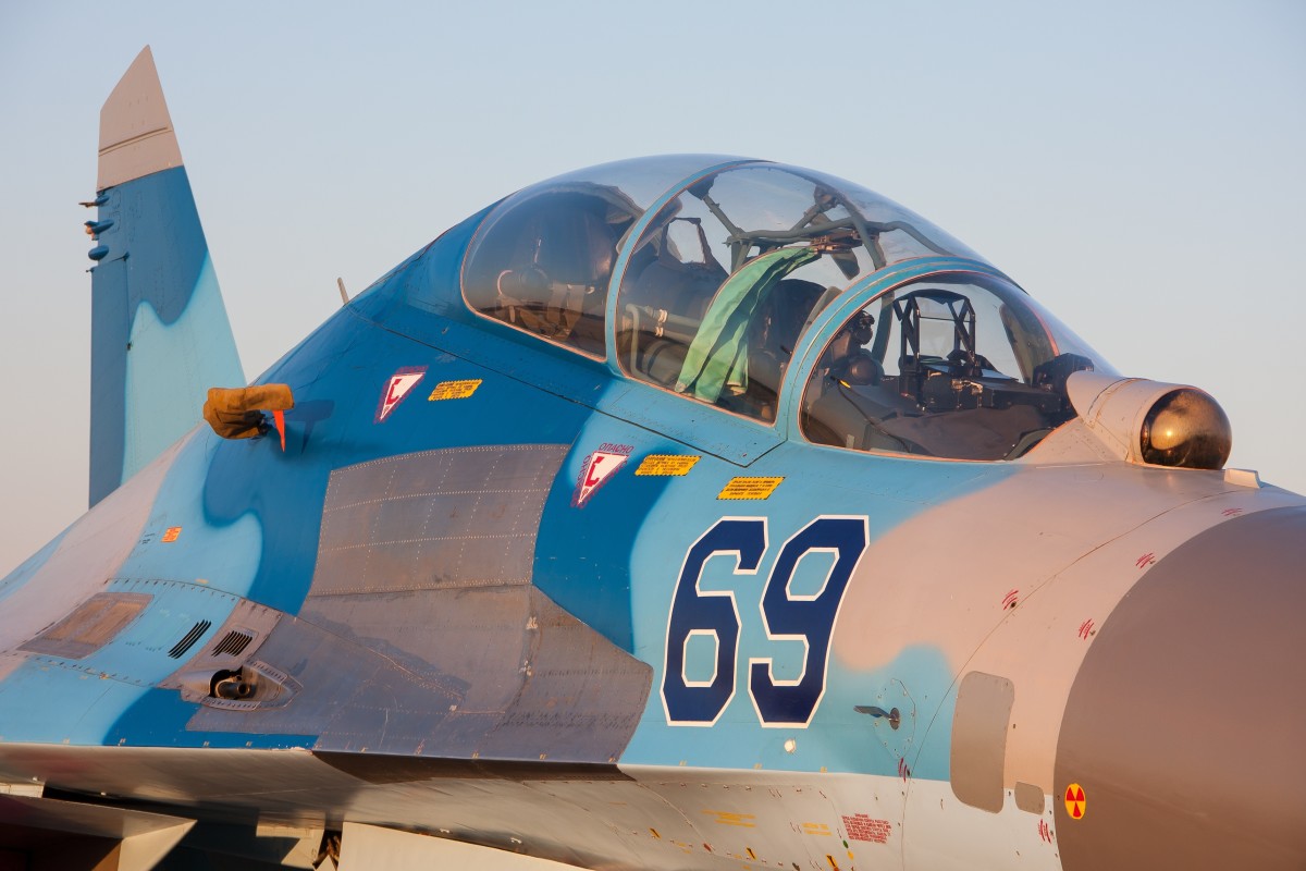 People Are Swooning Over the Sound of This American Fighter Jet ...