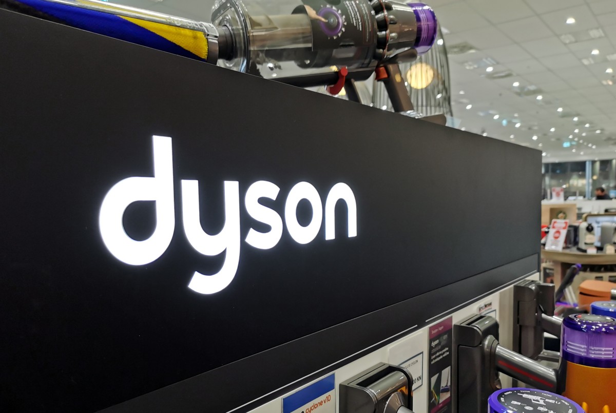 Man Reveals $1000 Wearable Air Filter That Might Be Worth It Amid Air ...