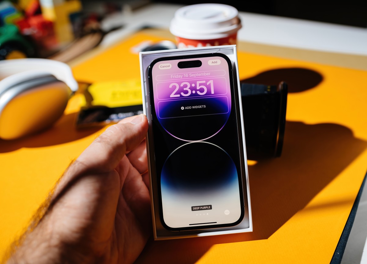 Apple User Shows iOS 17’s ‘Name Drop’ Feature in Action and It’s a ...