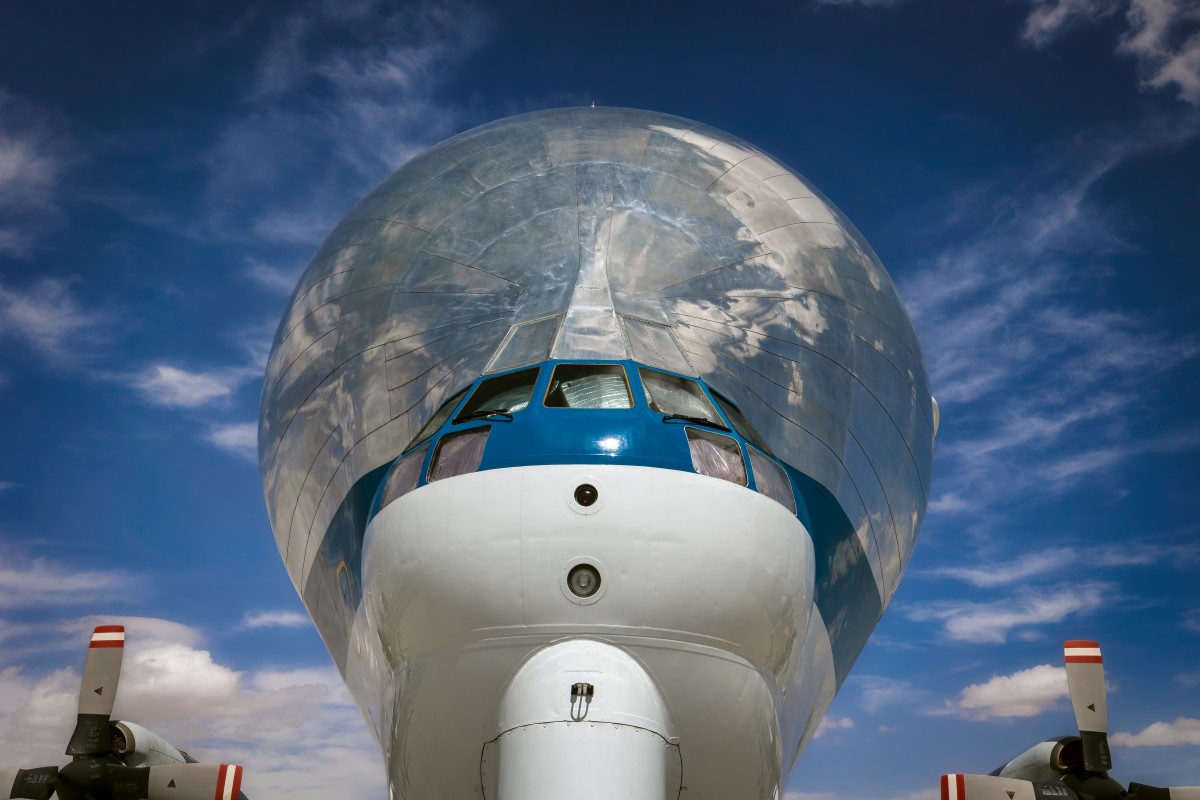 Watch Boeing ‘Super Guppy’ Military Aircraft Take Off as Oshkosh 2023 ...